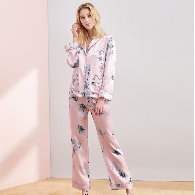 Stars Printed Black Silk Pajamas For Women | RachelSilk | United States